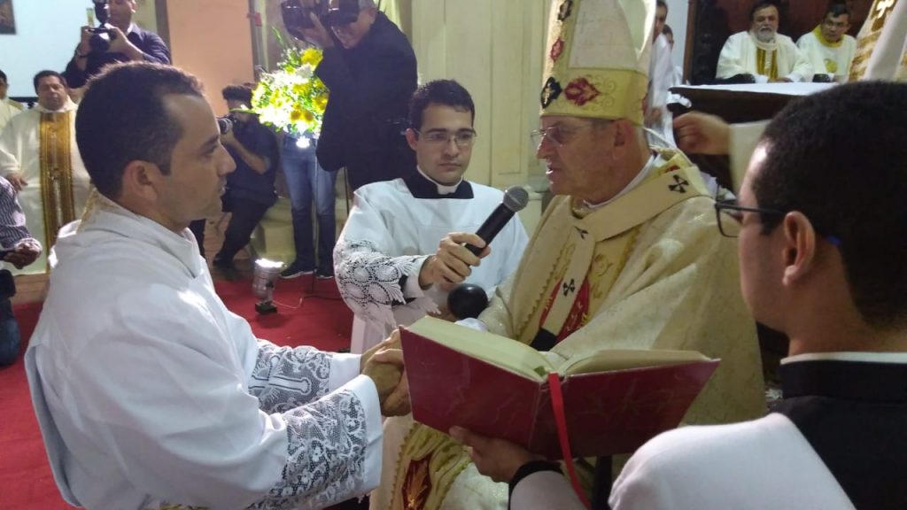 Três Seminaristas São Ordenados Diáconos Na Festa Do Glorioso Santo